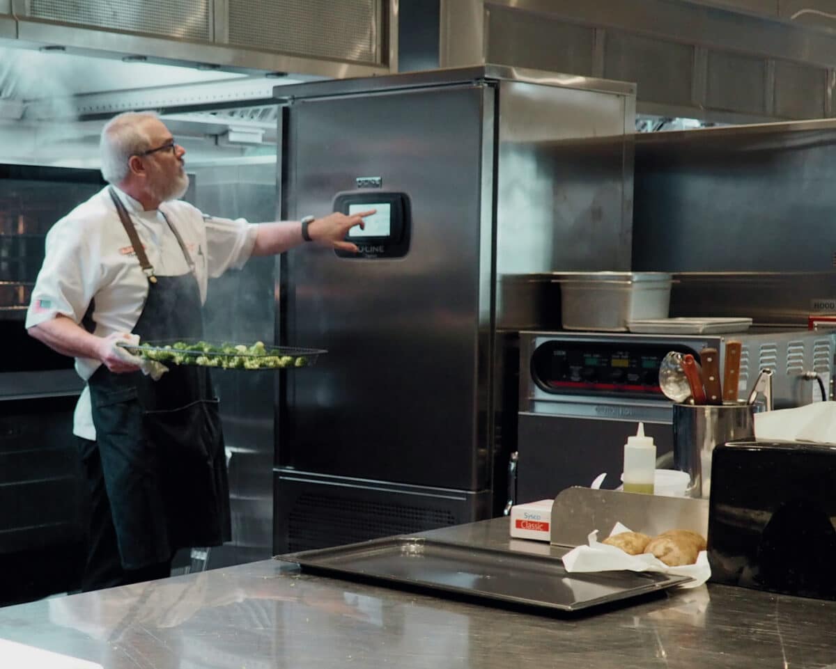 10 Essential Uses for Commercial Blast Chillers to Maximize Efficiency