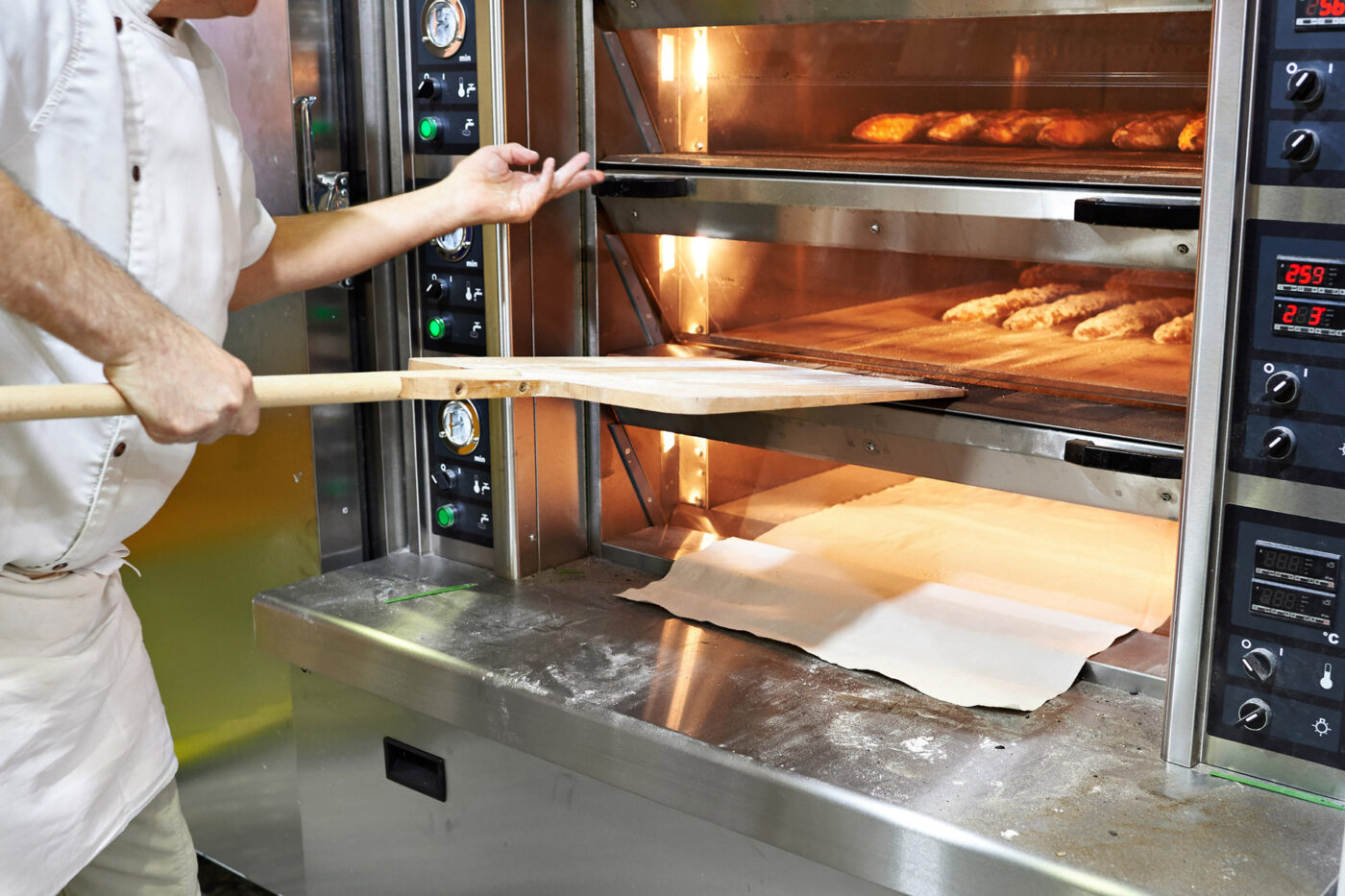 Choosing the Best Bakery Oven: Guide to Oven Types & Features