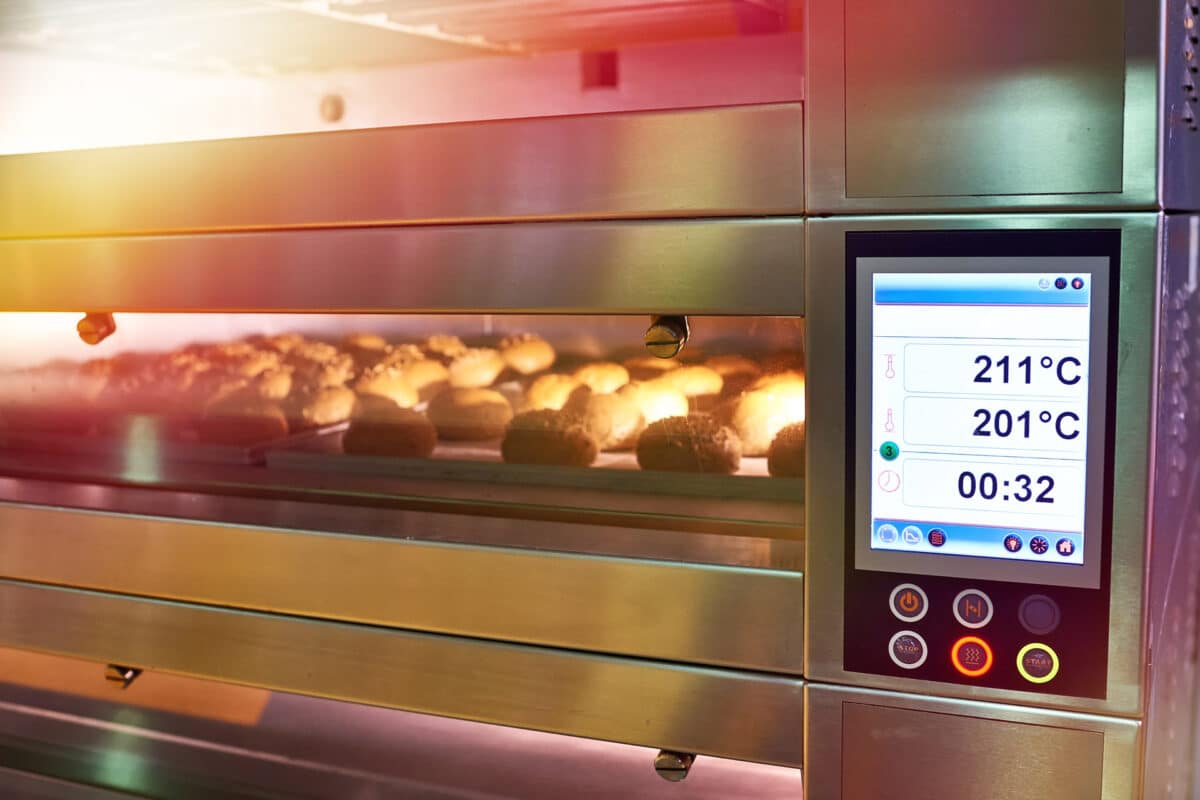Choosing the Best Bakery Oven: Guide to Oven Types & Features